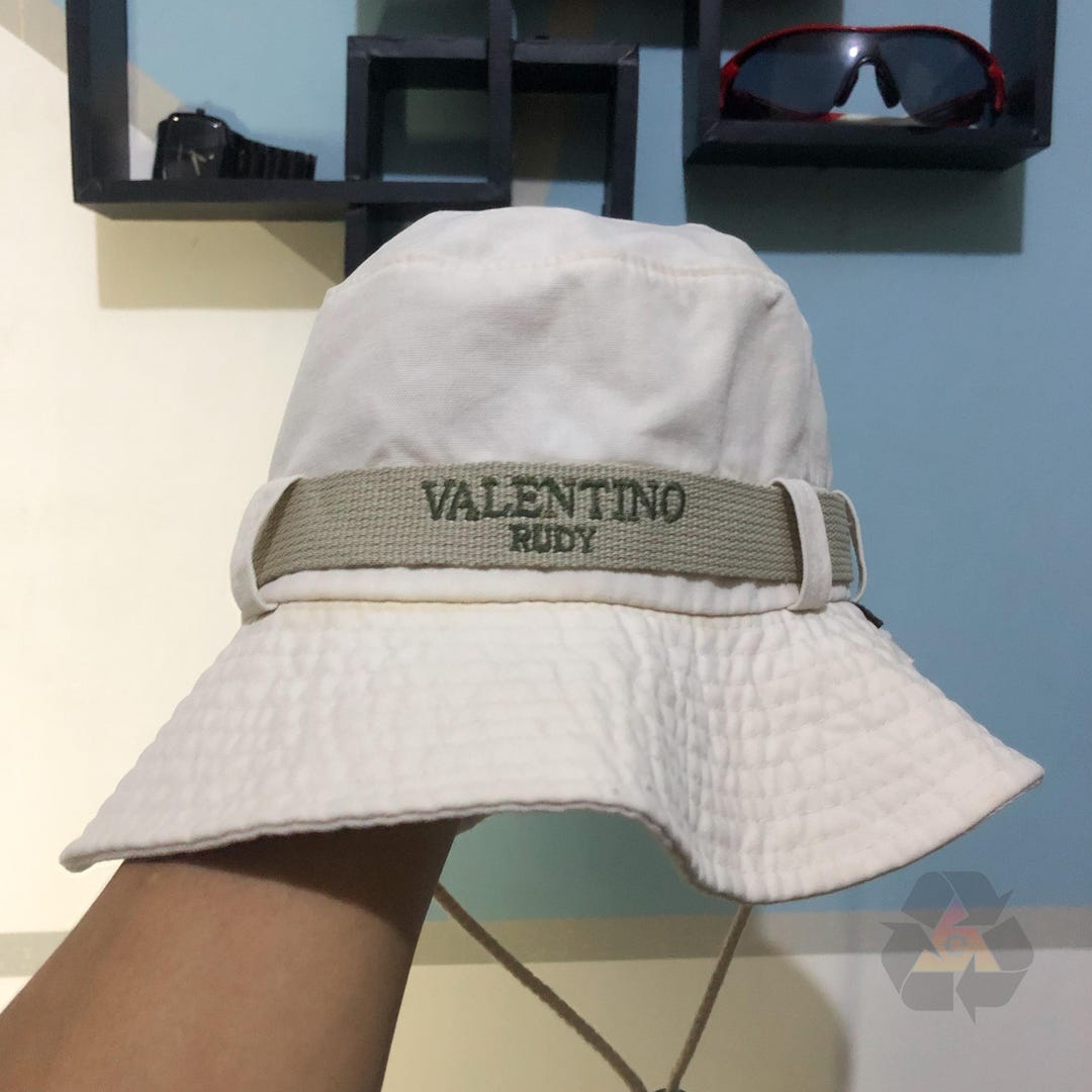 Vintage Valentino Rudy Bucket Hat Y2K - Etsy