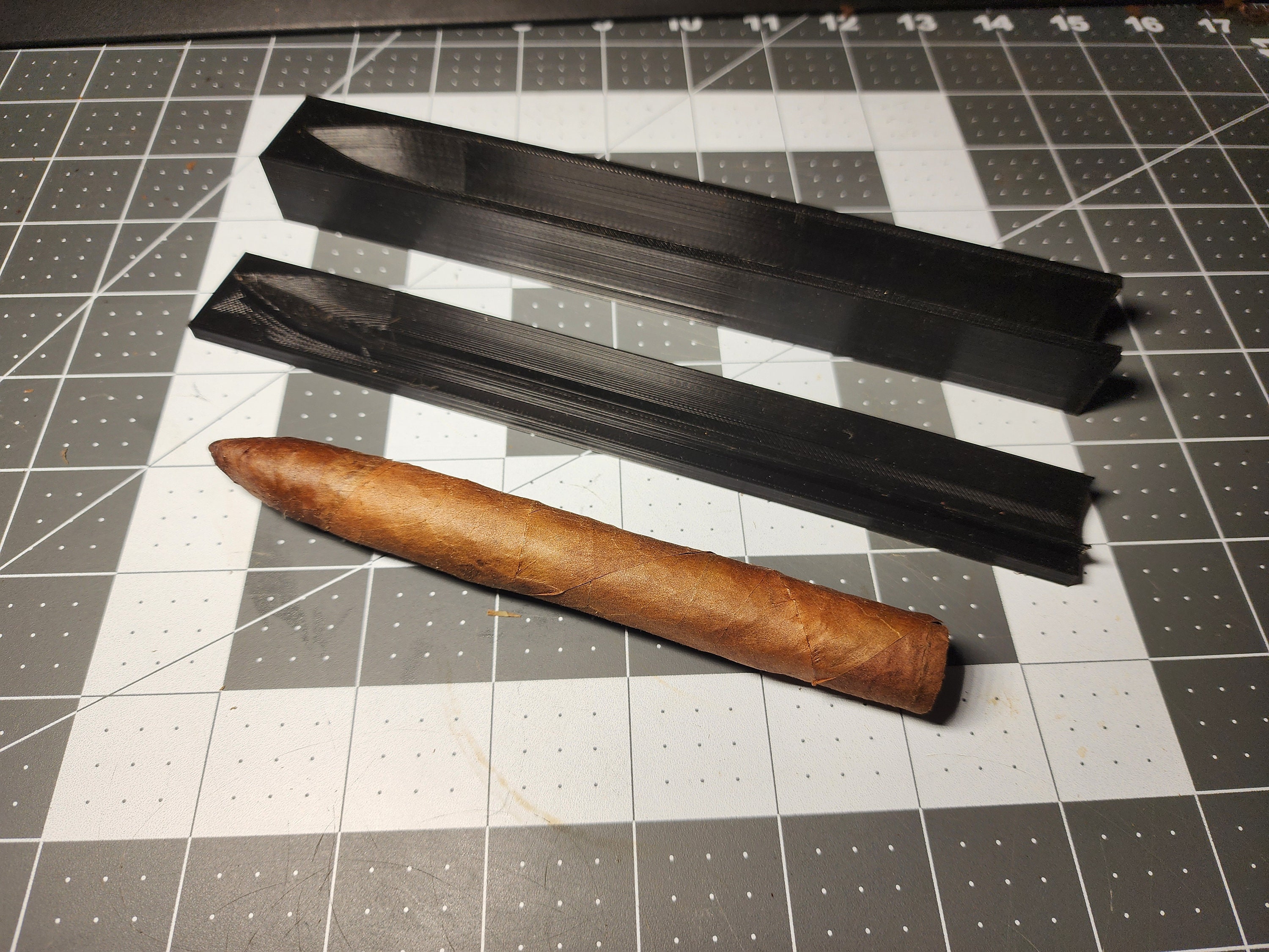 44 Ring Gauge Torpedo Cigar Mold - Etsy