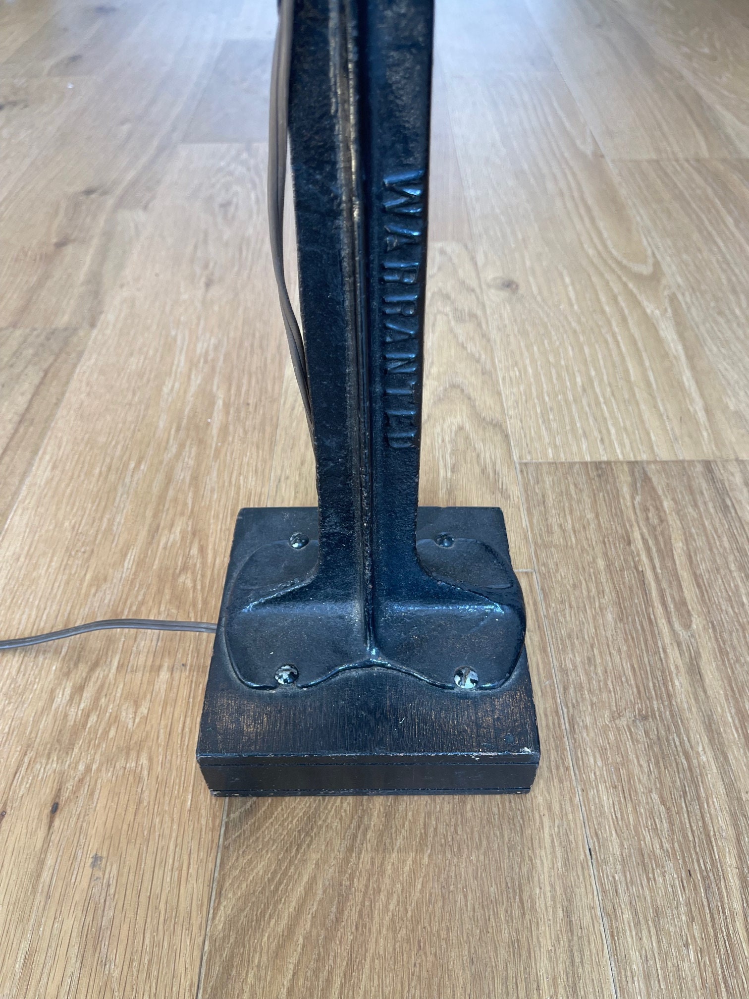 Antique Warranted Cast Iron Shoe Cobbler Table Lamp Anvil Industrial ...