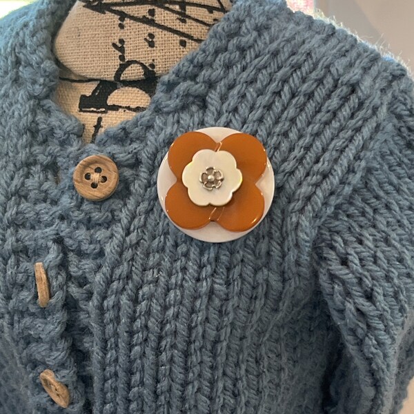 Bakelite Flower Pin - Etsy