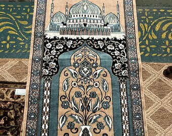 Saudi Prayer Rug - Etsy