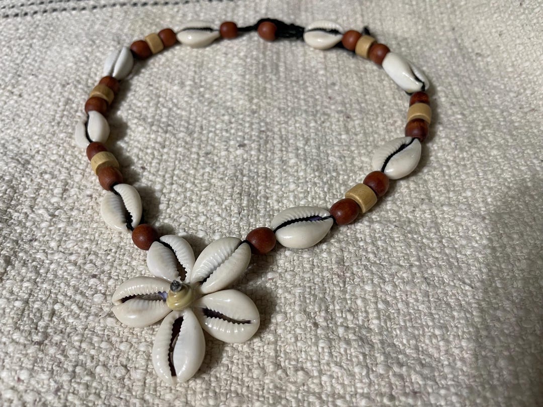 Cowrie Shells Necklace With Shell Flower Pendant Beach Wedding Necklace ...