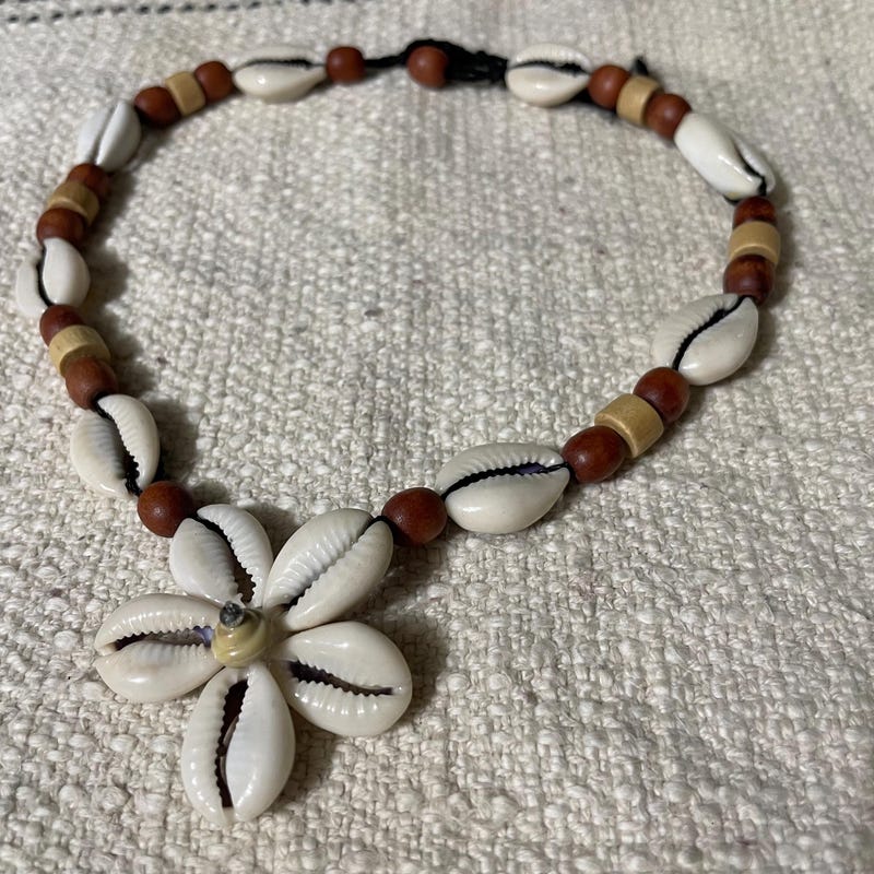 Cowrie Shell Pendant - Etsy