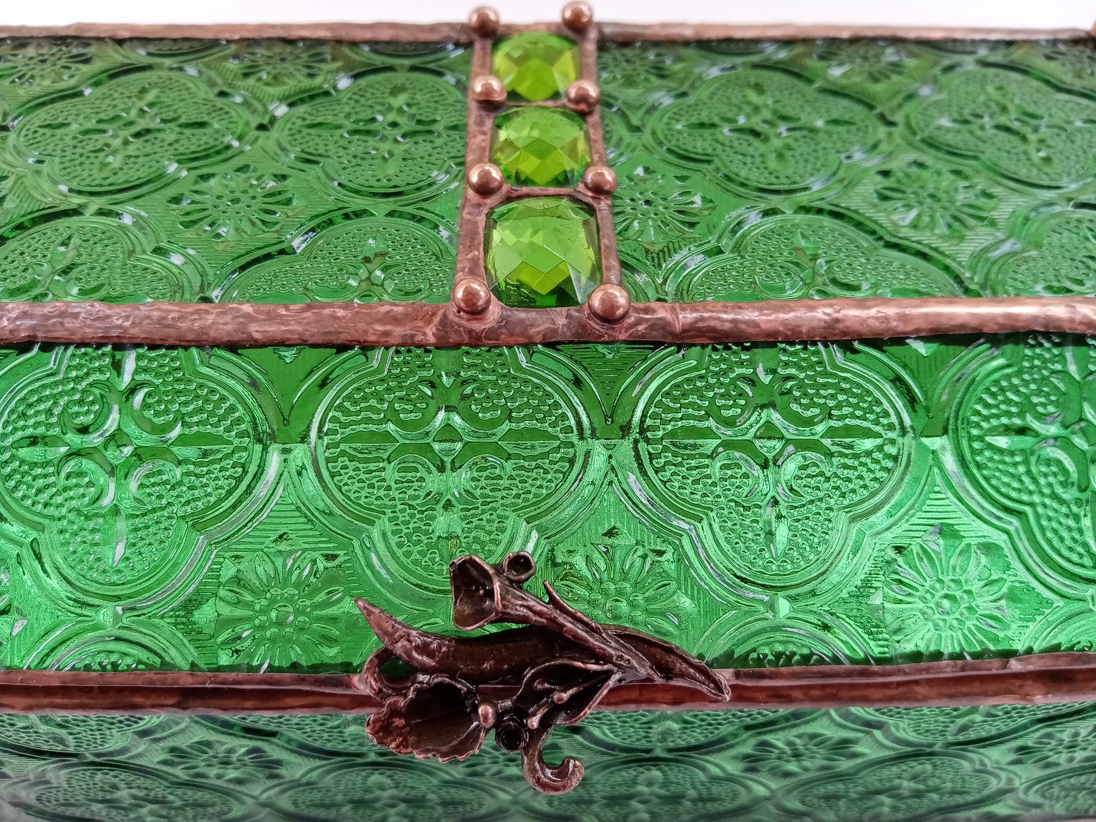 Stained Glass Antique Style Green Color Box, Stained Glass Jewelry Box ...
