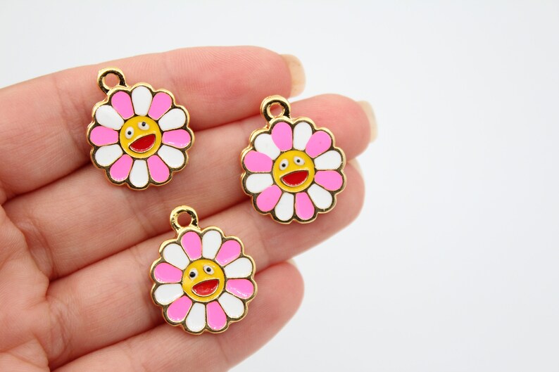 20x24mm 24K Shiny Gold Plated Daisy Charms Smiley Daisy - Etsy