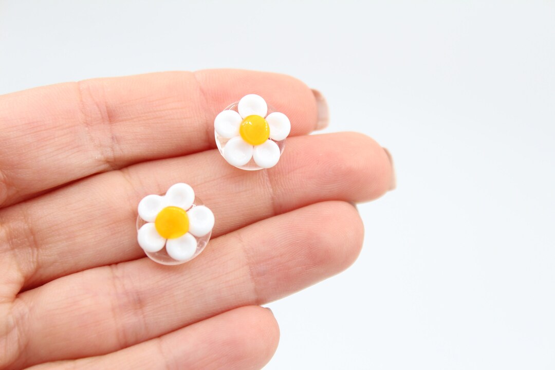 Handmade Murano Glass Daisy Beads, Lampwork Flower Charm (12x12mm) - Etsy