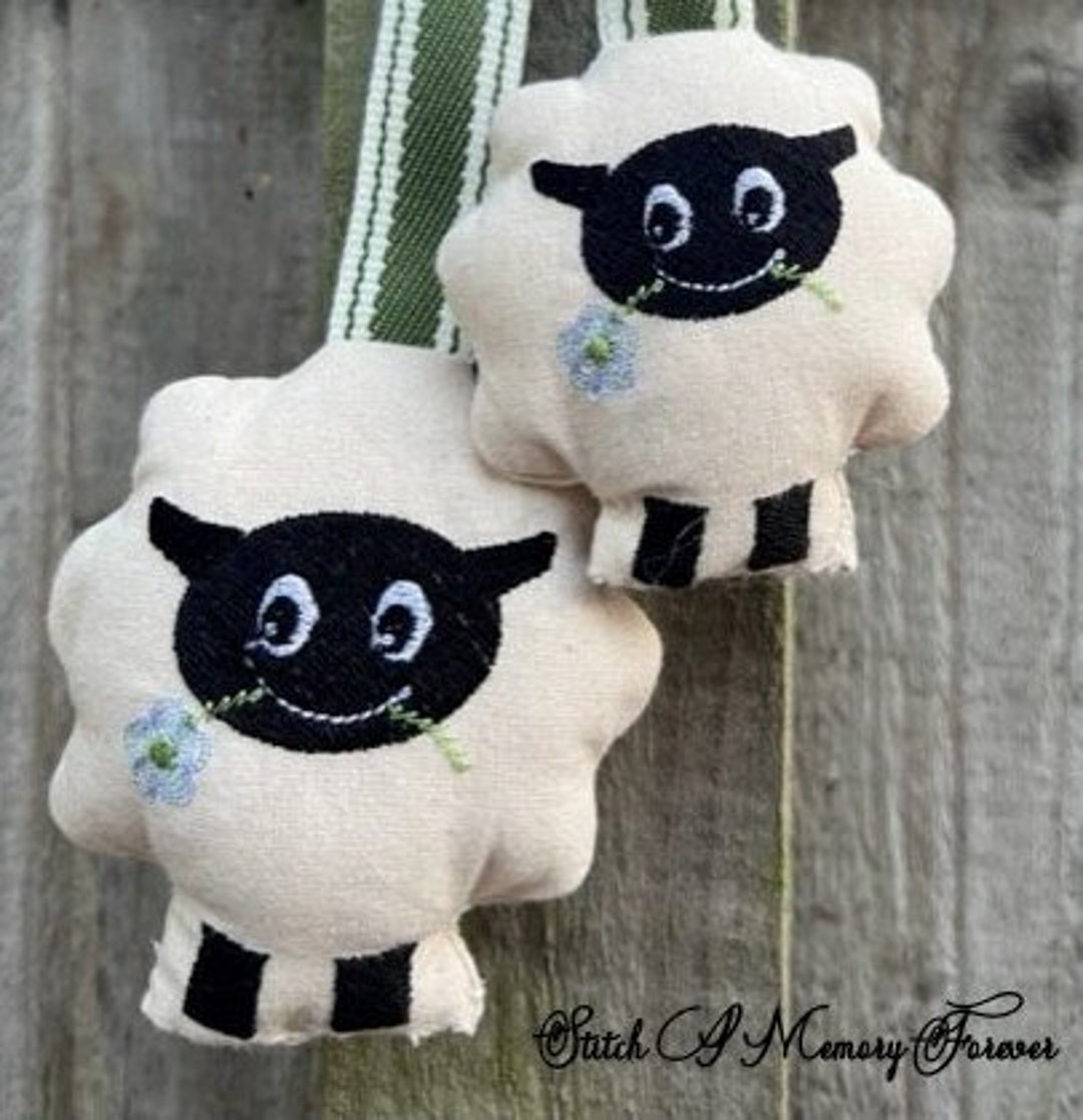 Sheep Key Ring in the Hoop Machine Embroidery Design in Two Sizes - Etsy
