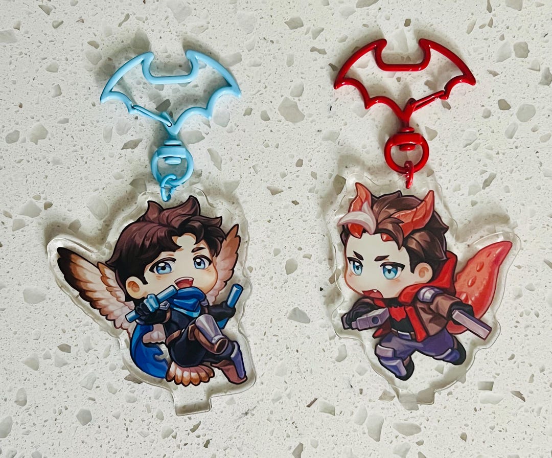 Nightwing & Redhood Standee Keychain - Etsy
