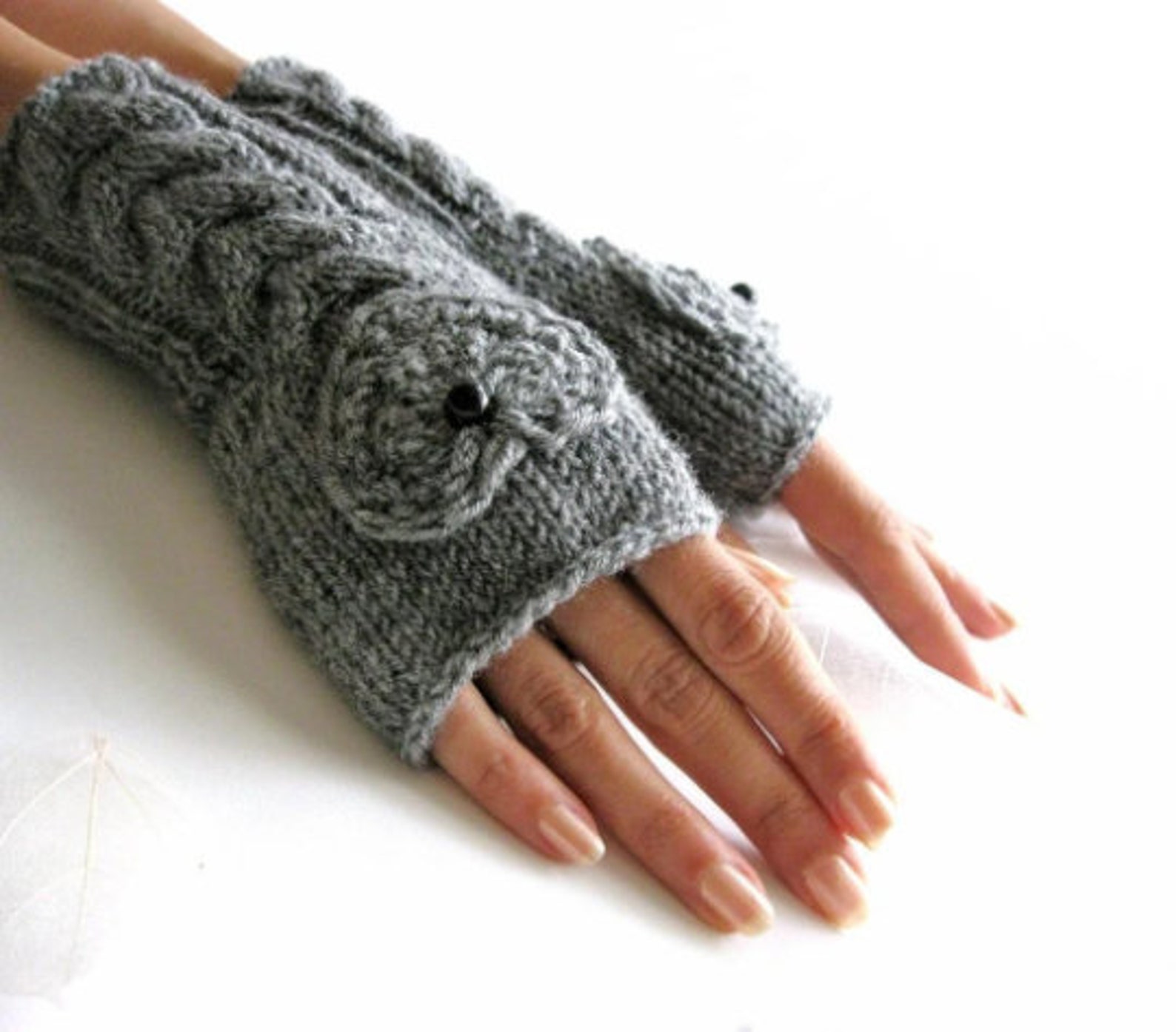 Gray Fingerless Handmade Wool Gloves With a Crocheted Heart - Etsy