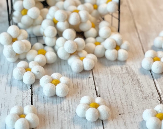 Felt Daisy Flowers Felted White Daisies Wool Felt Spring Felt Shapes ...