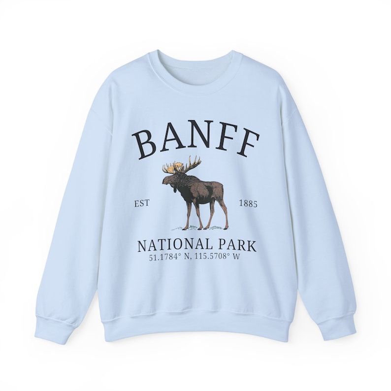 Banff Sweatshirt, Aesthetic Canada Crewneck, National Park Shirt, Apres ...