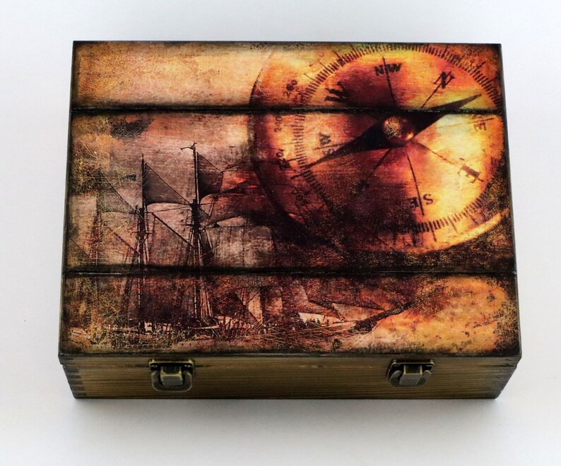 Treasure Chest With 6 Compartments of Different Sizes. Perfect for ...