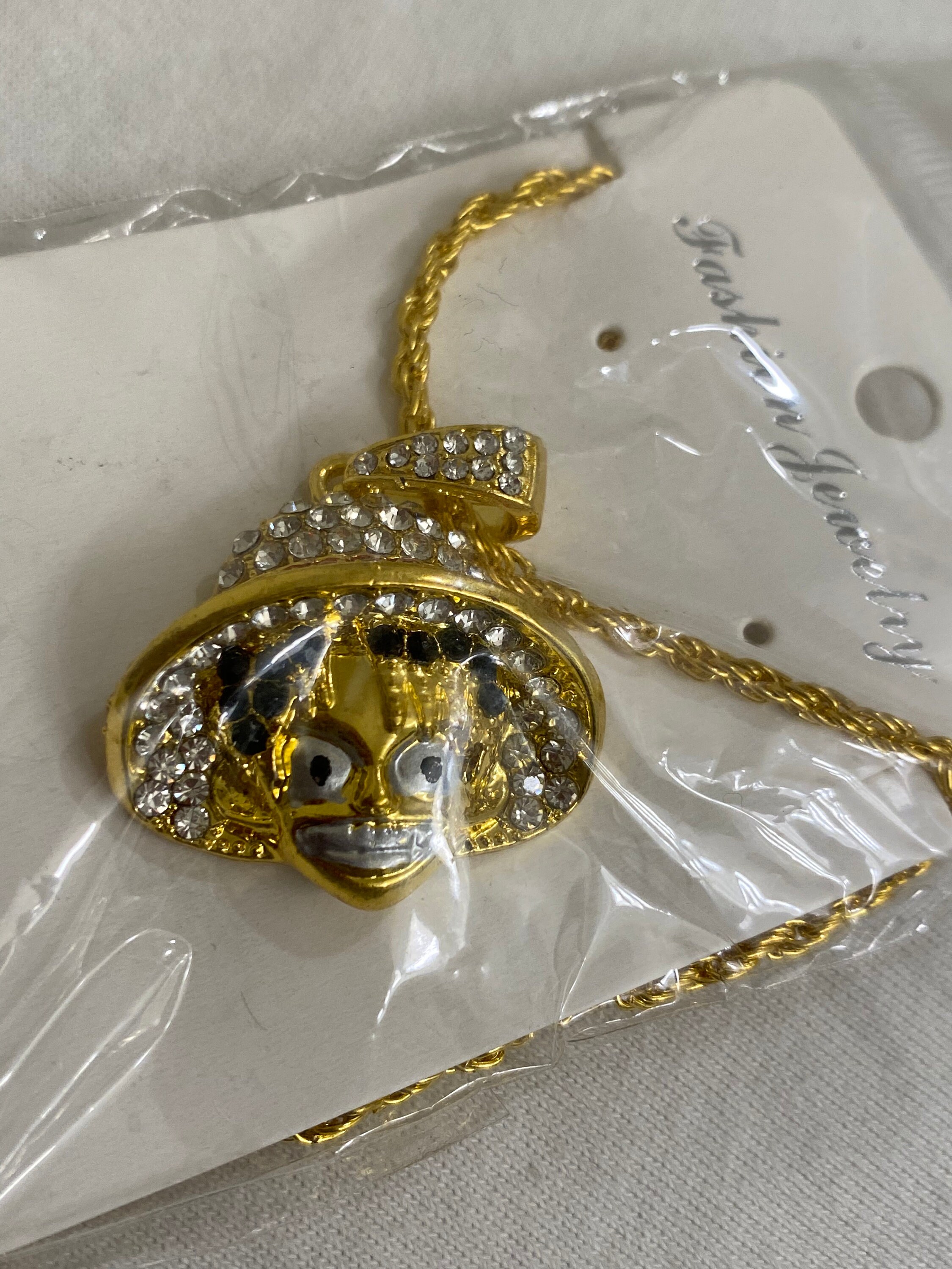 One Piece Monkey D Luffy Straw Hat Crew King of the Pirates Gold ...