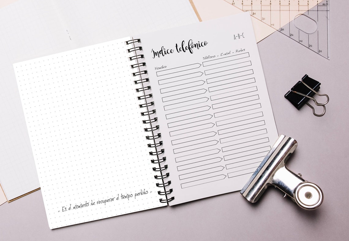 AGENDA PERPETUA imprimible en ESPAÑOL con calendario 2024 - Etsy España