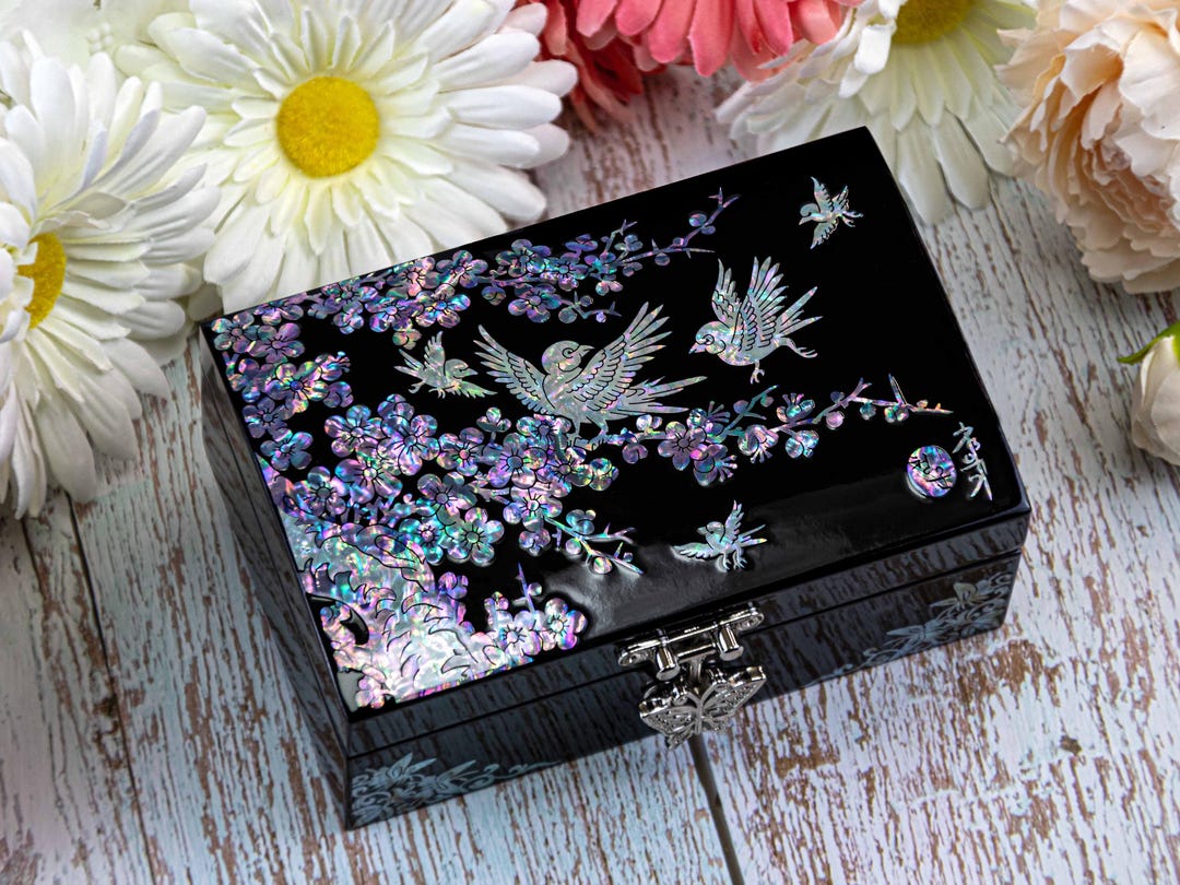 Mother of Pearl Black Lacquer Inlay Wooden Keepsake Box Handcrafted ...
