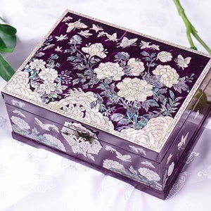 Mother of Pearl Asian Inlay Flower Jewelry Box Purple Vintage Keepsake ...