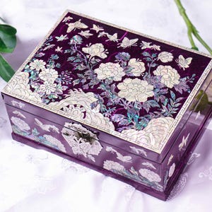 Mother of Pearl Asian Inlay Flower Jewelry Box Purple Vintage Keepsake ...
