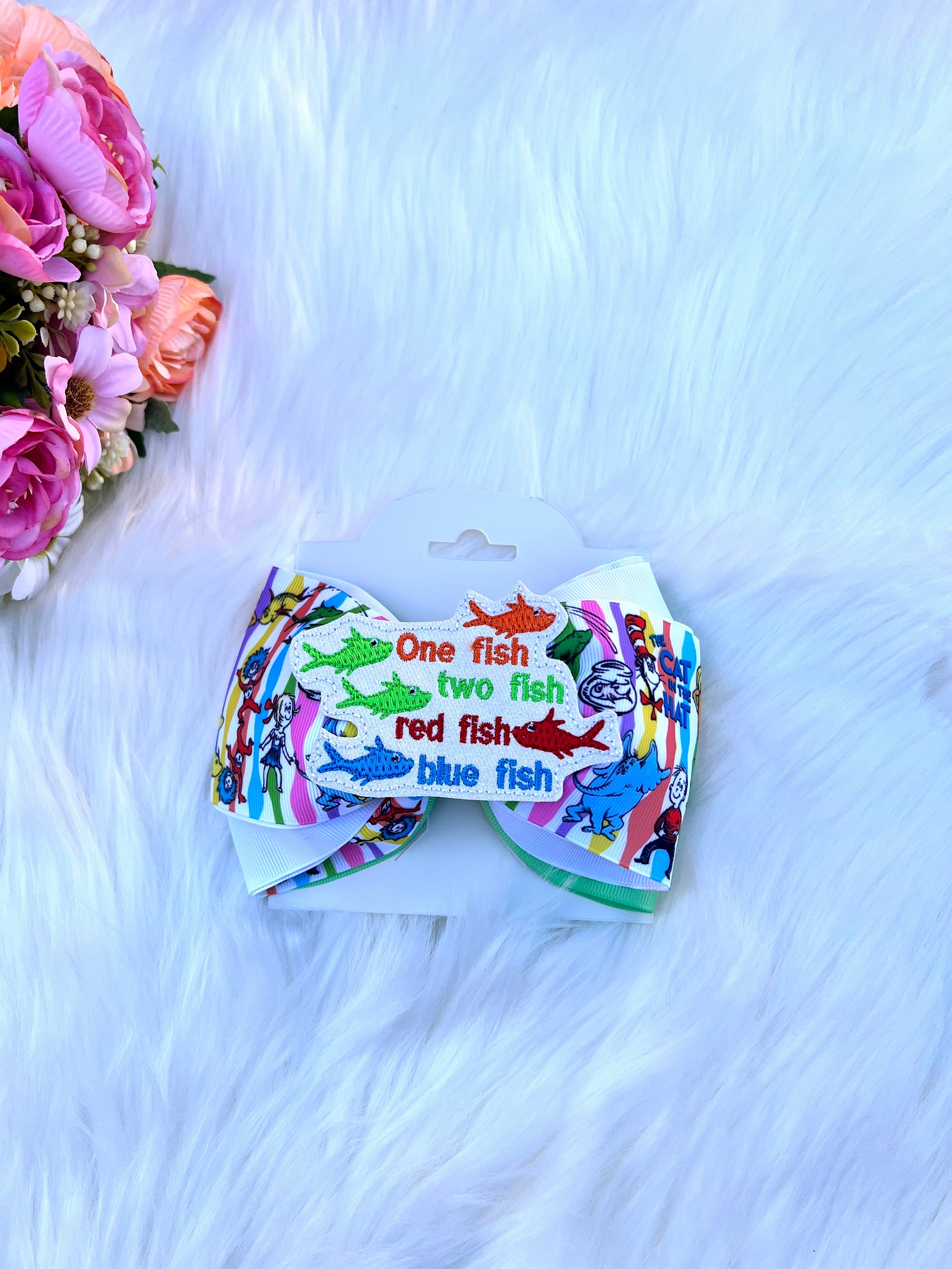 Dr Seuss Hair Bow/ One Fish Two Fish Bow/girls Hair Accessories - Etsy