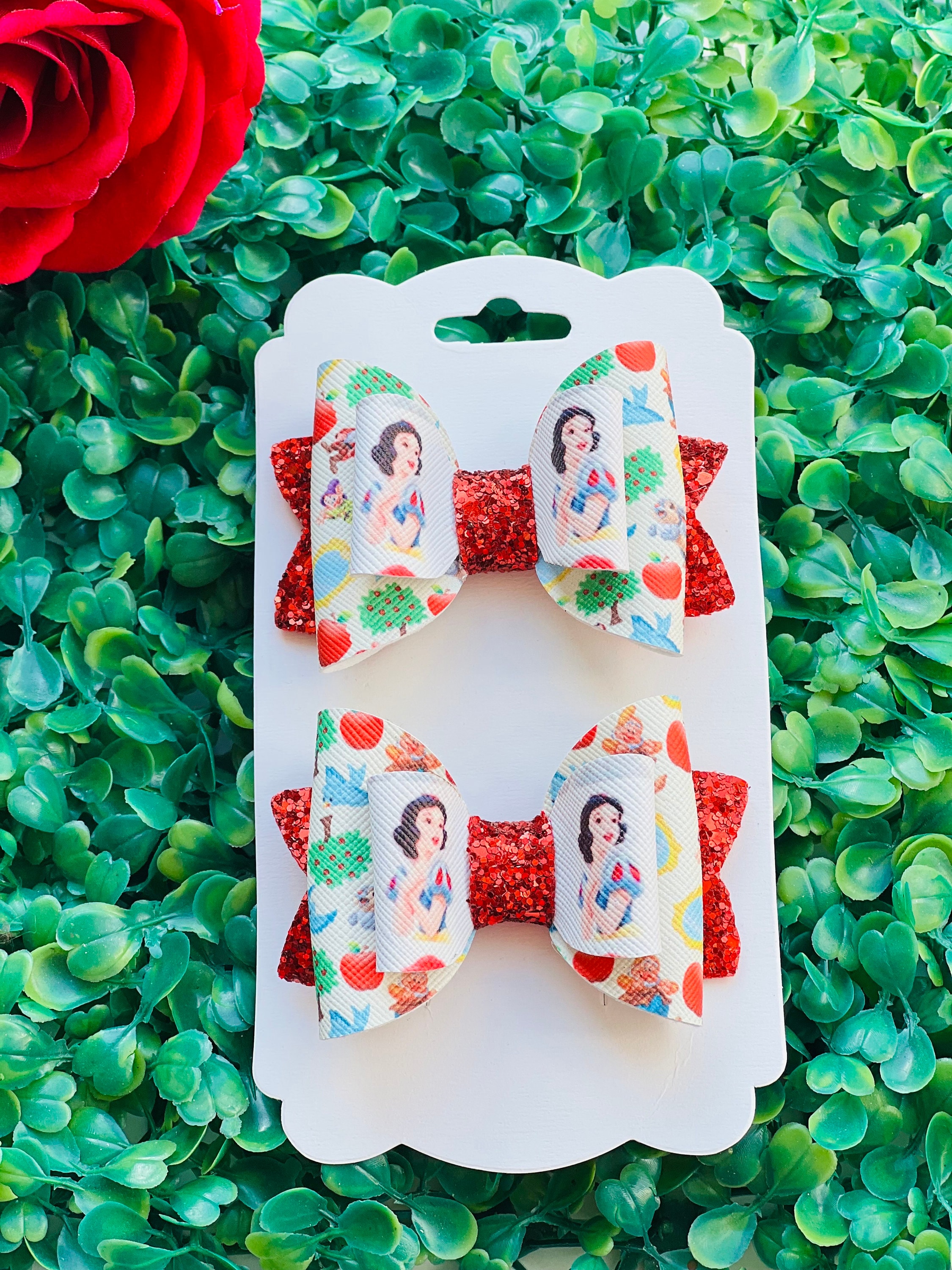 Snow White Pigtail Bows/ Princess Pigtail Bows - Etsy