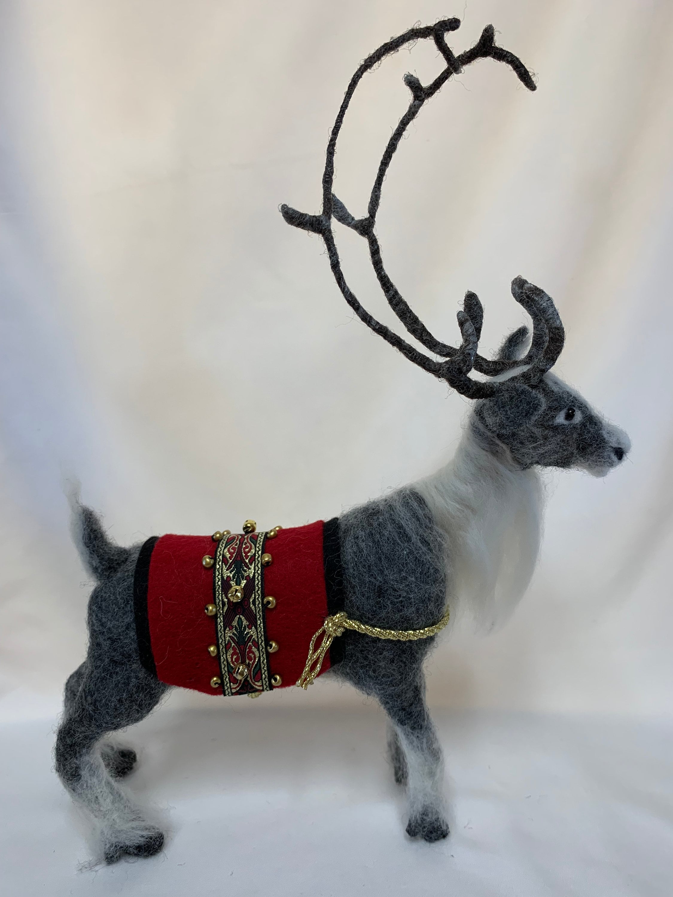 Handmade Needle Felted Reindeer With Blanket. Christmas Reindeer. - Etsy