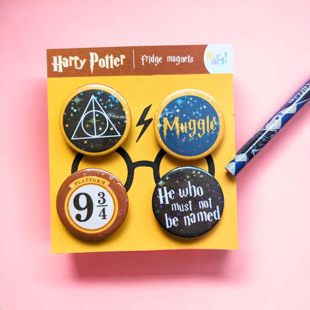 HARRY POTTER MAGNETS Set of 4/ Holográphic Fridge Magnets Harry Potter ...