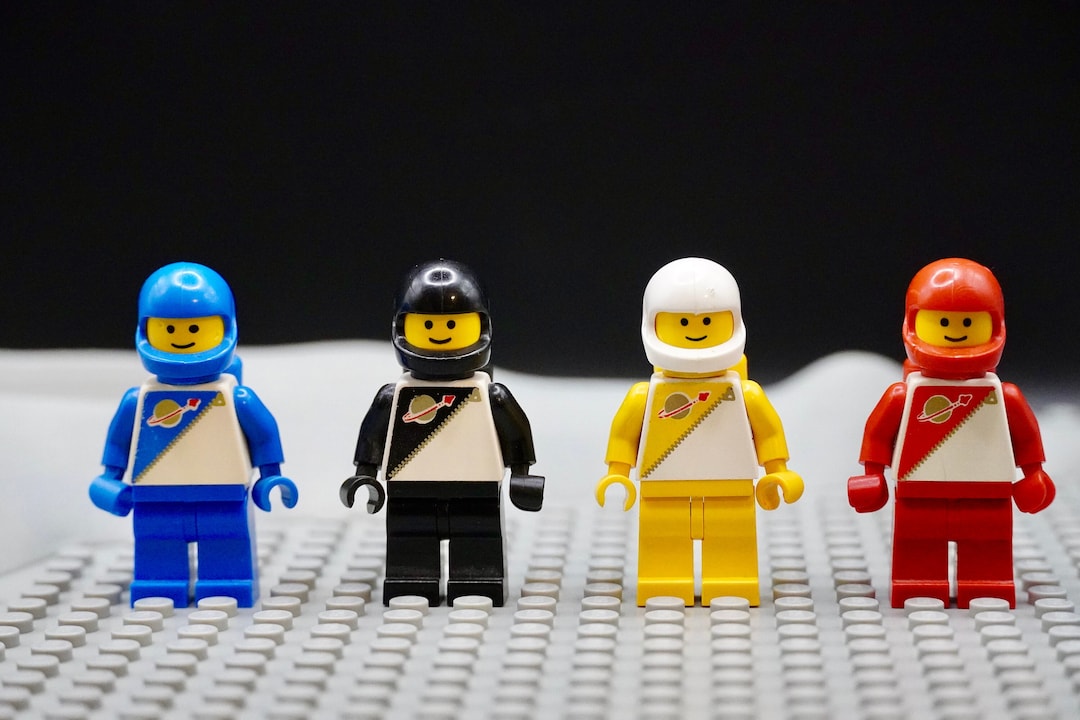 Futuron monorail Classic Space Astronaut Minifigure Original LEGO® - Etsy