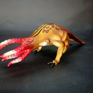 Bullsquid - Etsy