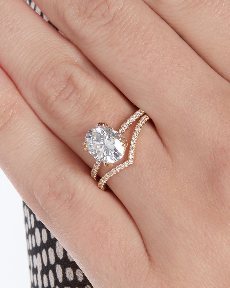 Chevron Delicate Inset Moissanite 10K Solid Gold Minimalist - Etsy