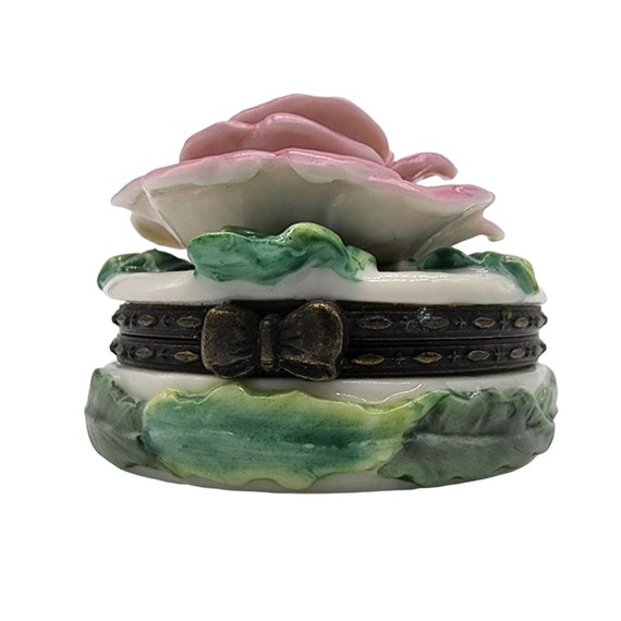 vintage porcelain rose box - Gem