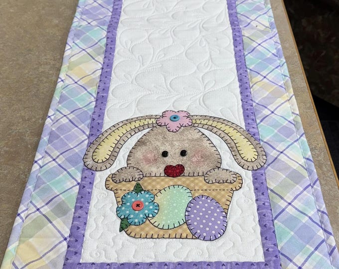 Easter Bunny Hand Applique Quilted Table Runner - Etsy