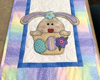 Easter Bunny Hand Applique Quilted Table Runner - Etsy