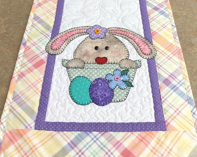 Easter Bunny Hand Applique Quilted Table Runner - Etsy