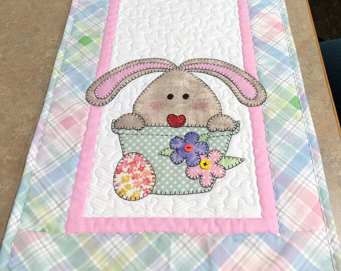Easter Bunny Hand Applique Quilted Table Runner - Etsy