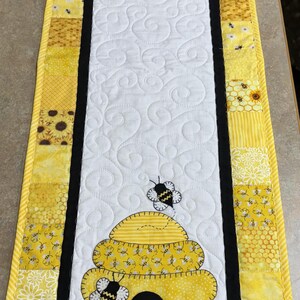 Bee Hive Black and Yellow Hand Applique Quilted Table Runner - Etsy