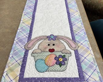Easter Bunny Hand Applique Quilted Table Runner - Etsy