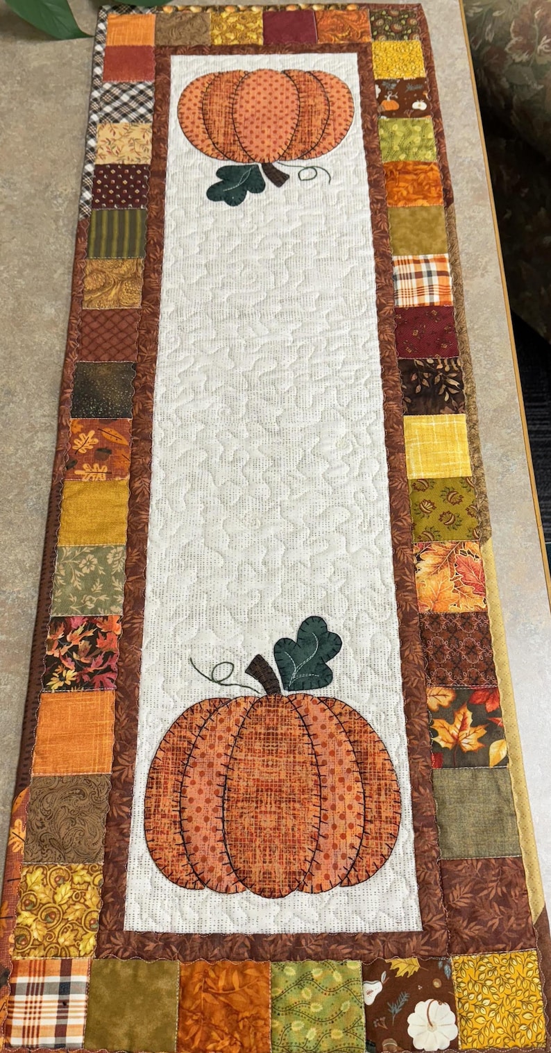 Fall Pumpkin Hand Applique Quilted Table Runner - Etsy