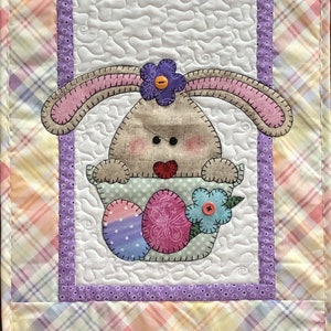 Easter Bunny Hand Applique Quilted Table Runner - Etsy