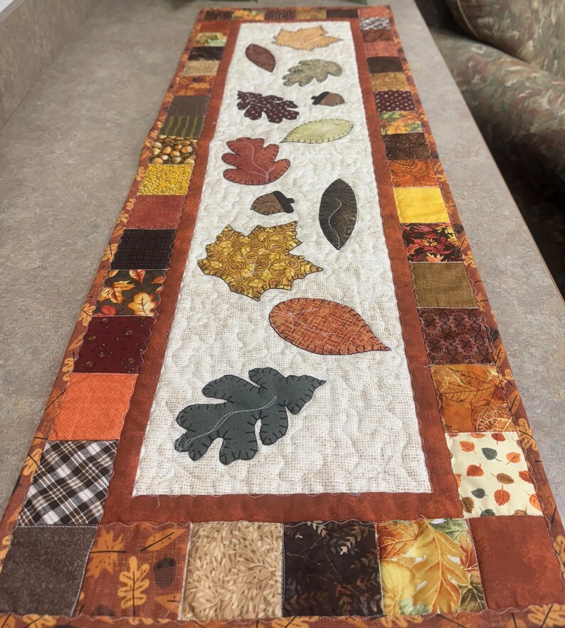Fall Leaves Applique Table Runner Pattern, Digital Download PDF - Etsy