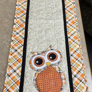 Orange Owl Hand Applique Quilted Table Runner - Etsy