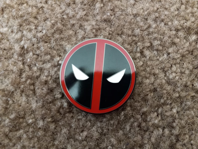 Deadpool & Punisher Challenge Coin - Etsy