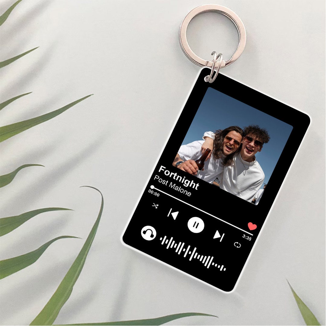 Personalised Photo Keychain With Music,song Scannable Keyring,couple ...