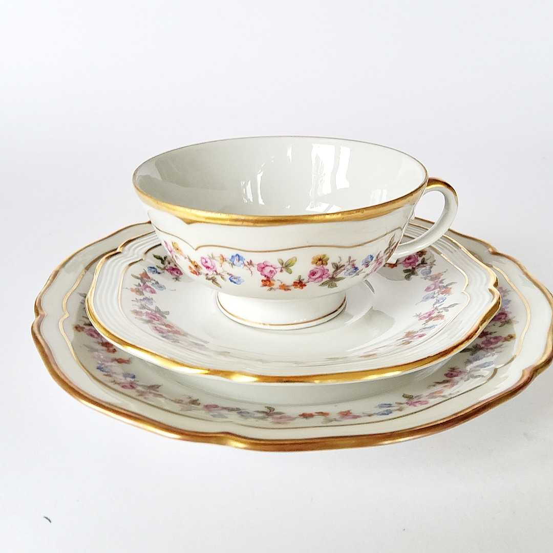 Collectible Place Setting From the 50s, Vintage Coffee Place Setting ...