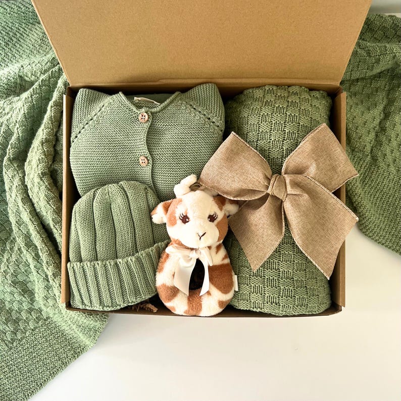 Neutral Baby Gift, Newborn Baby Neutral Gift, Newborn Coming Home Set ...