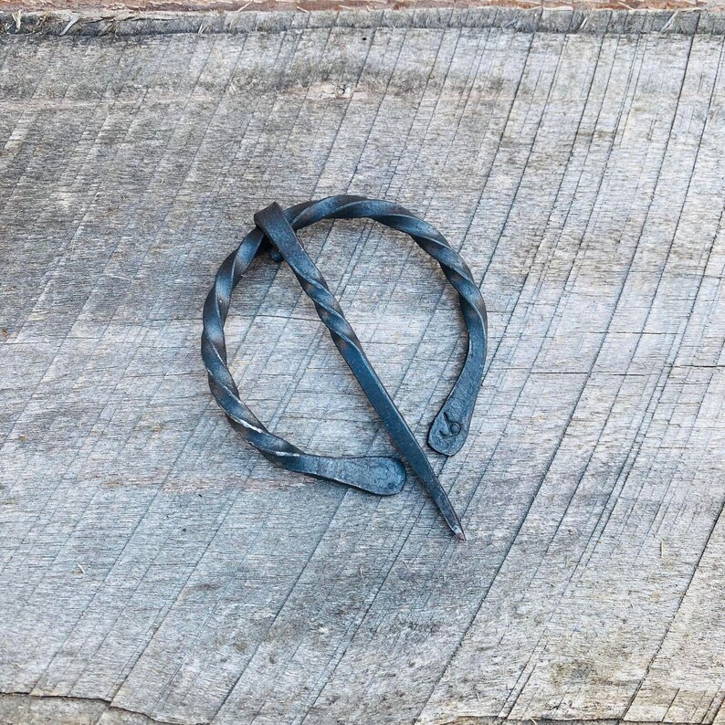 Hand Forged Brooch Penannular Brooch Viking Pin Celtic Pin - Etsy