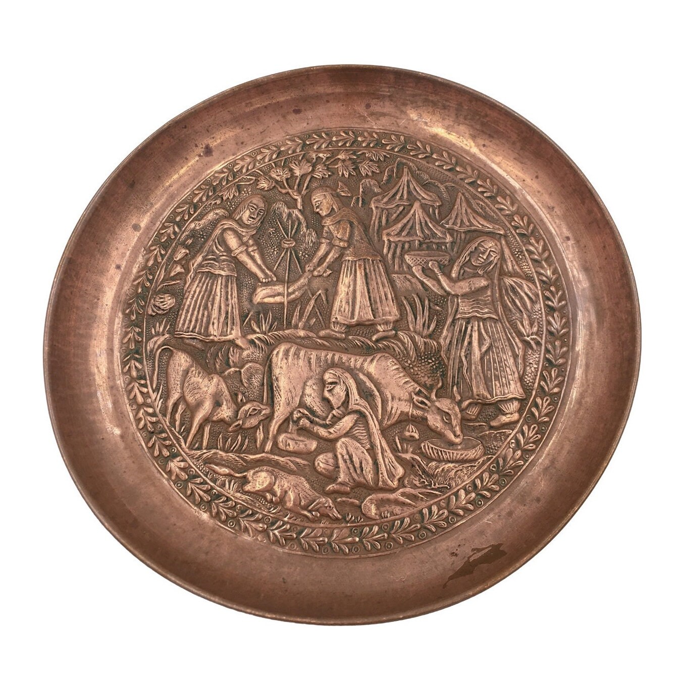 Rustic Charm: Vintage Copper Plate Wall Decor for a Touch of Elegance ...