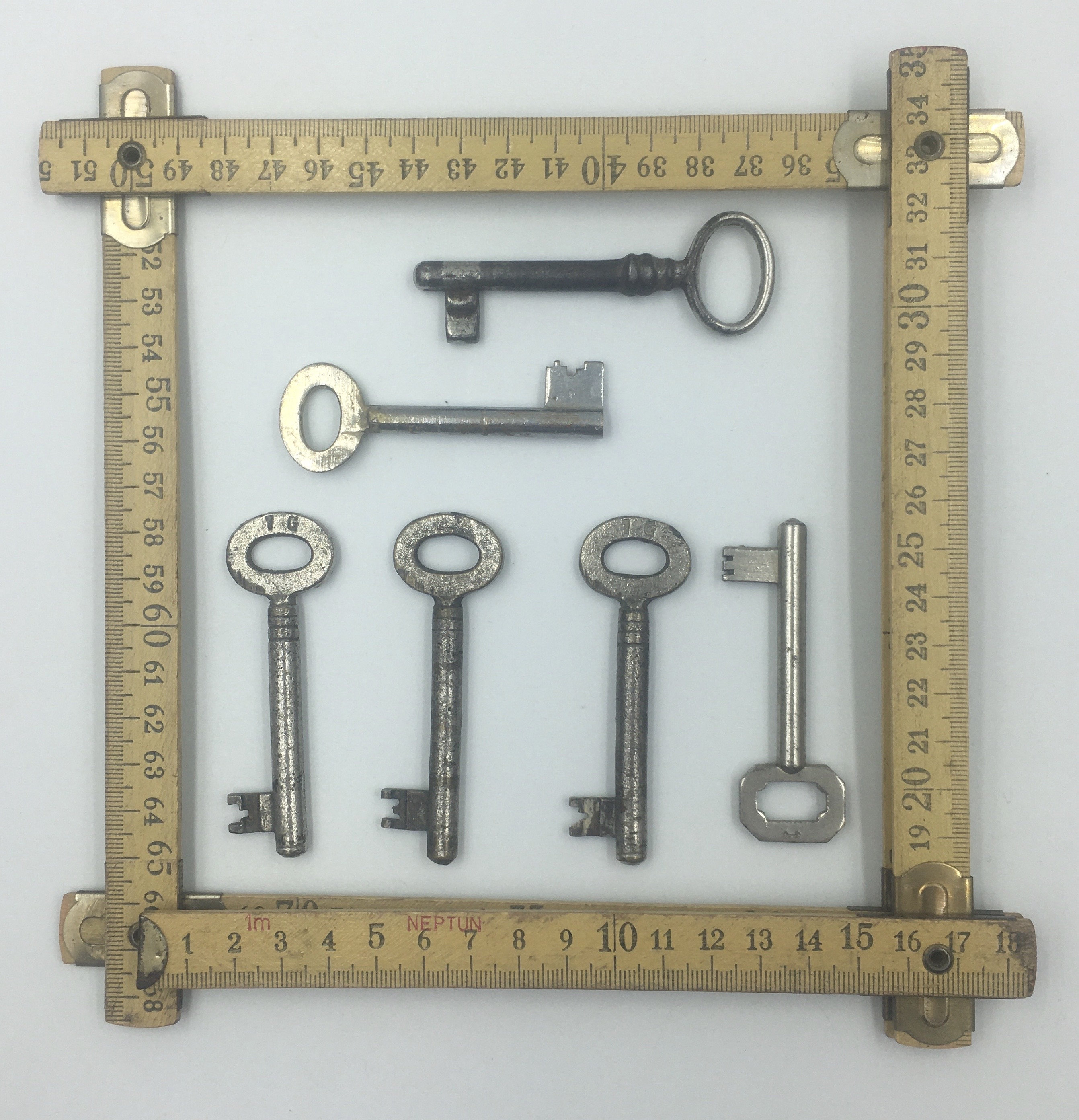 Set of Vintage Metal Skeleton Keys Antique Accessories for Jewelry ...