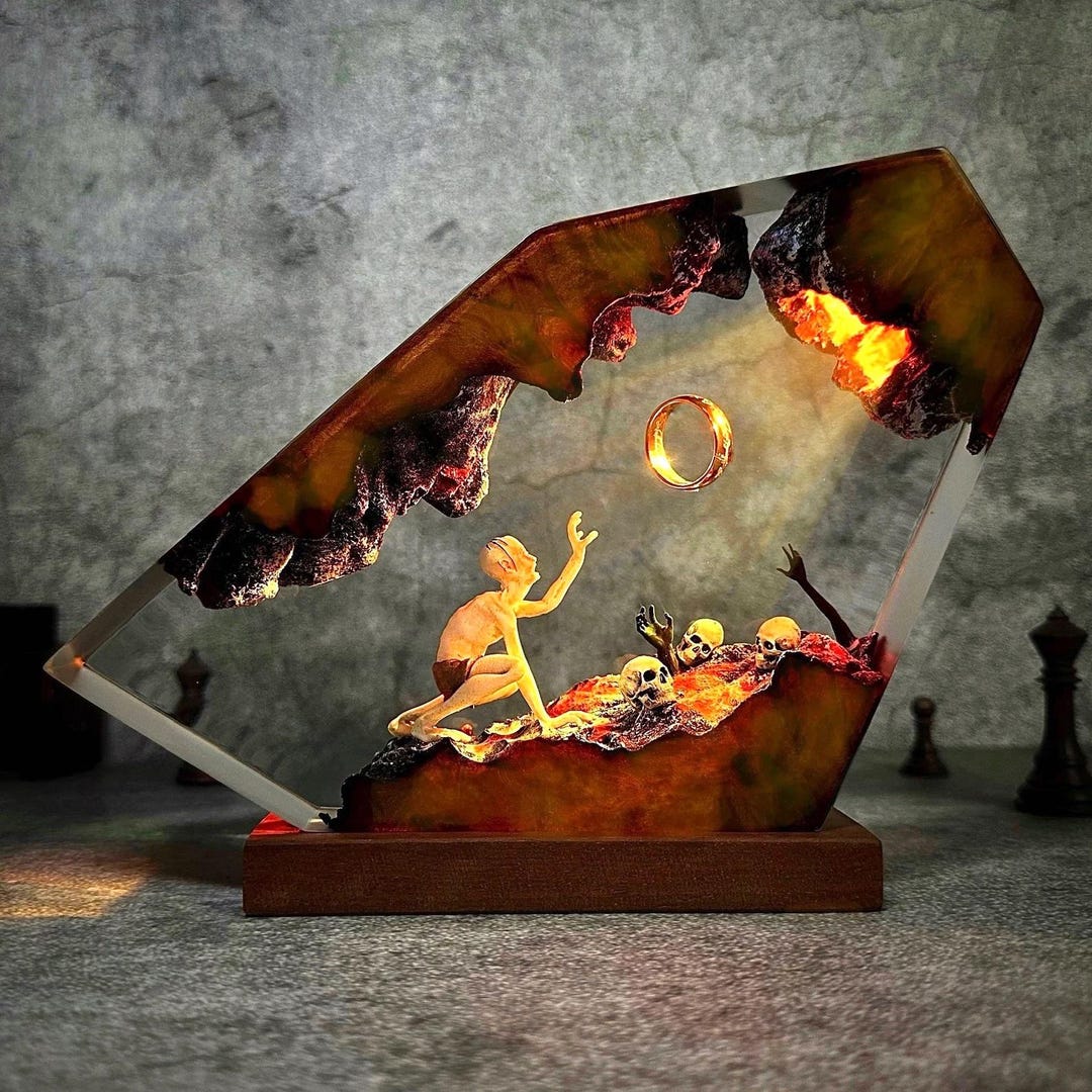 Lord of the Rings Gollum Resin Lamp | One Ring Scene Diorama | LOTR ...