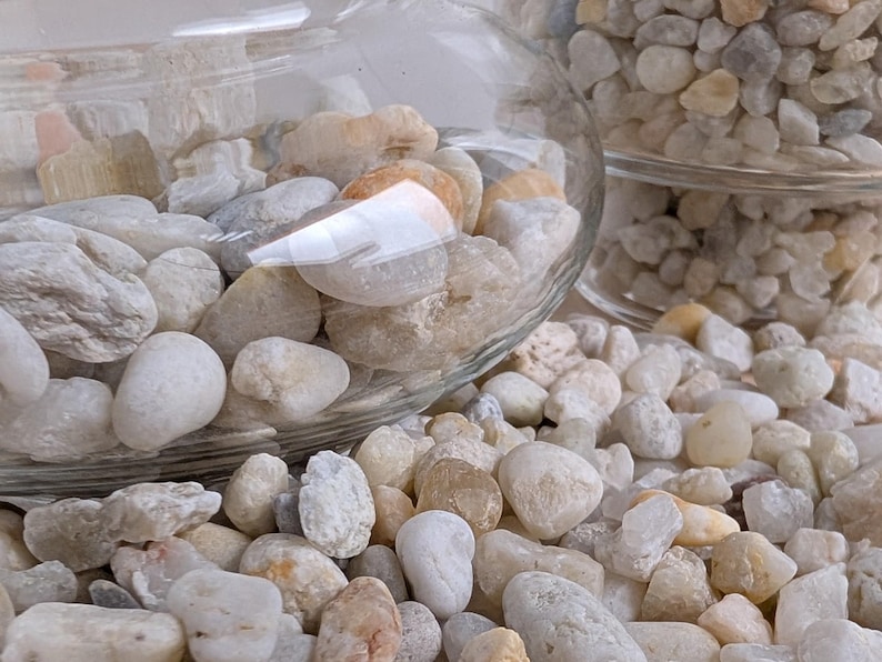 Natural Stone Gravel, Screened and Rinsed Pea Pebbles, White River Rock ...