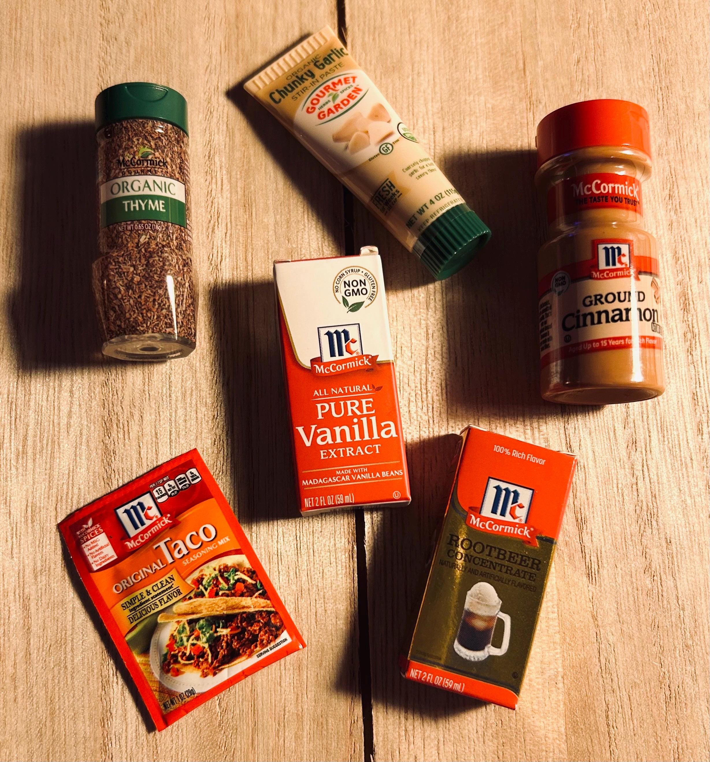 Mini Spice Keychain | Stocking Stuffer - Collectable Gift - Party Favor ...