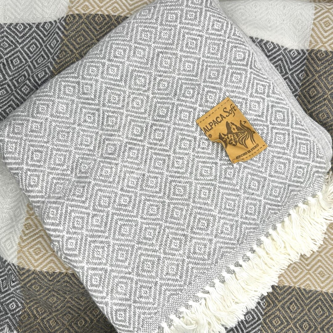 Stylish Peruvian Alpaca Wool Blanket, Colorful and Cozy! 67"x57" - Etsy
